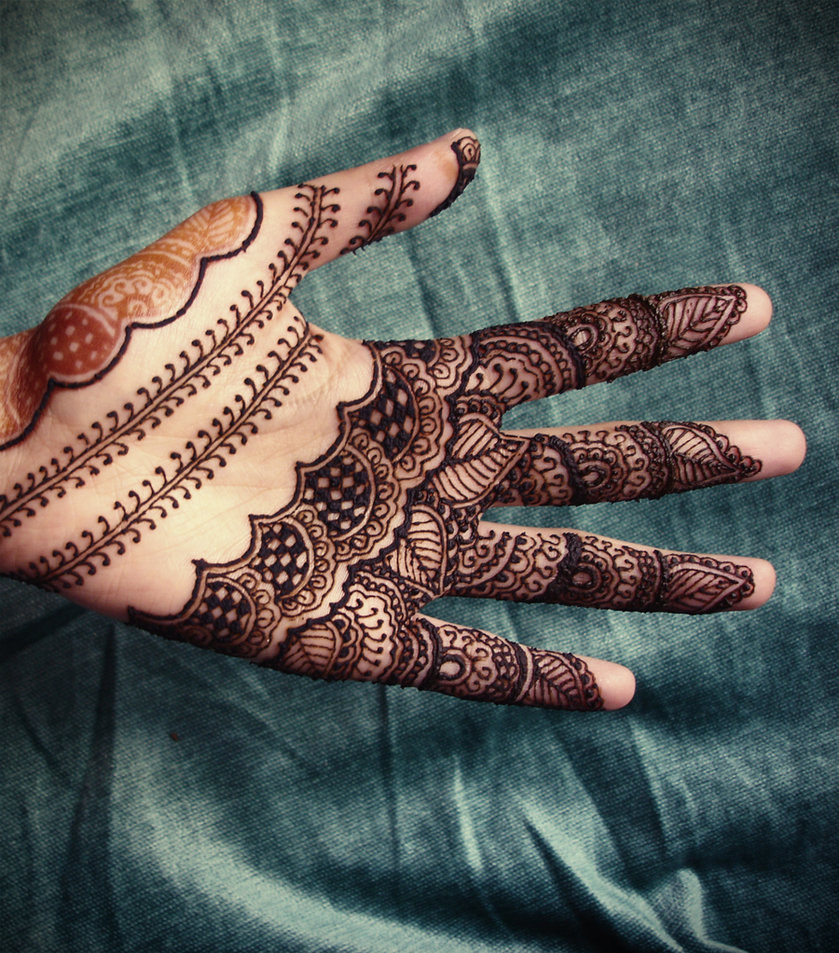 Stylish Henna Design