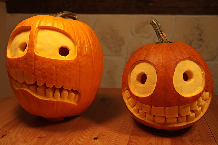 30 Cool And Easy Pumpkin Carving Ideas For Halloween Day 