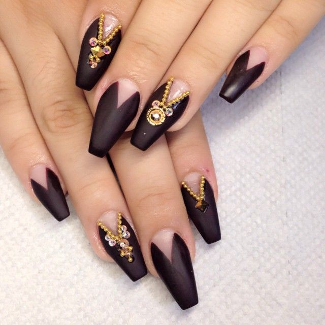 Cleopatra Nails – EntertainmentMesh